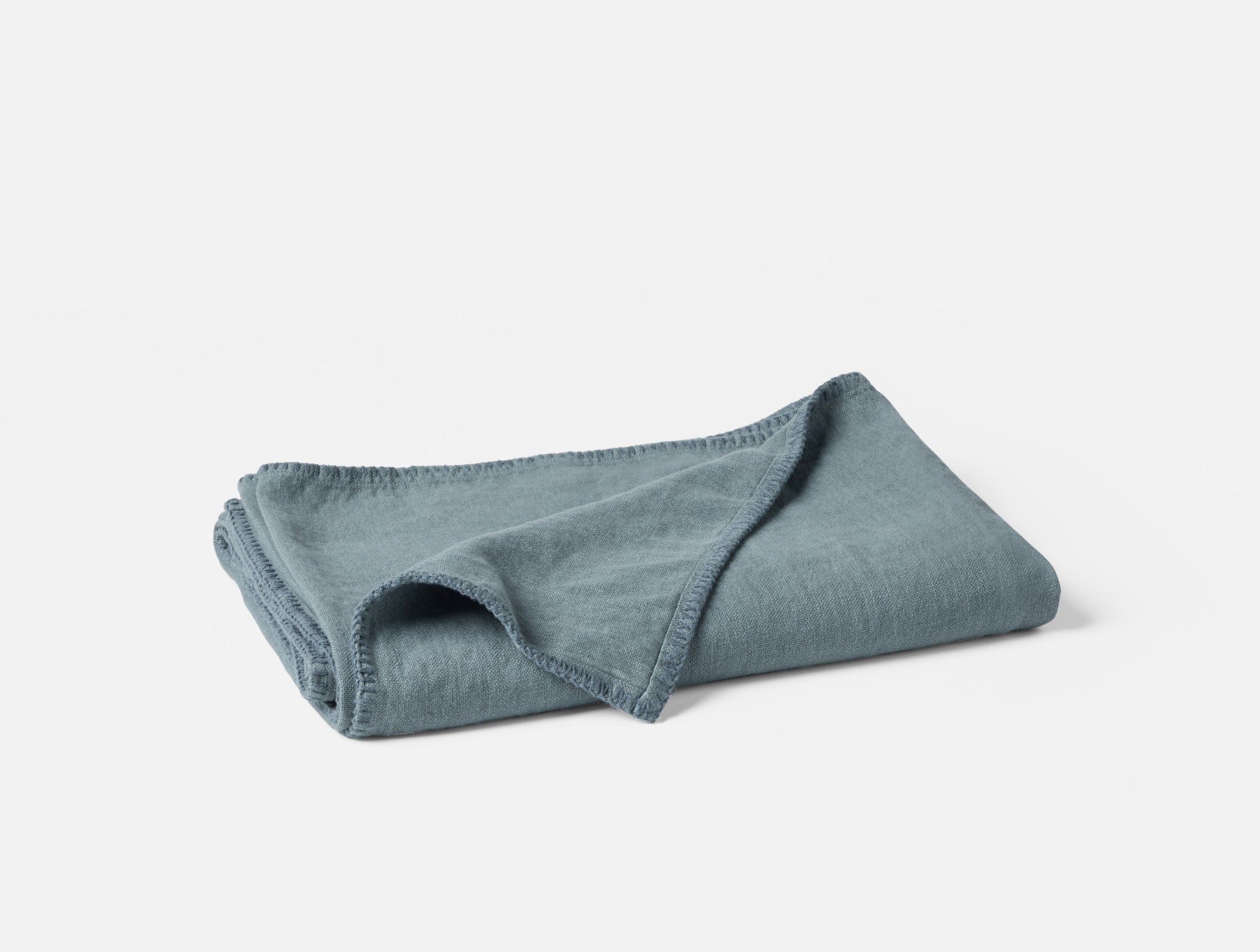 Helena Organic Linen Throw – Coyuchi